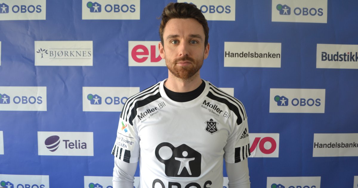 Rutinert midtbane-mann på plass / Asker Fotball